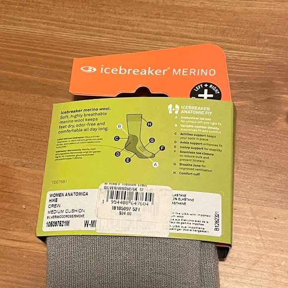 Icebreaker | Accessories | Nwt Icebreakers Merino Wool Womens Hiking ...
